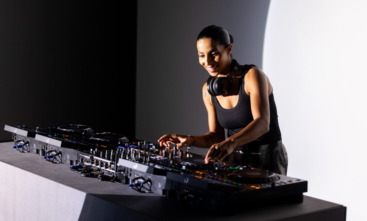 Open Day NAM: il nuovo CDJ-3000X di AlphaTheta è stato protagonista in NAM Milano! | NAM Milano ...